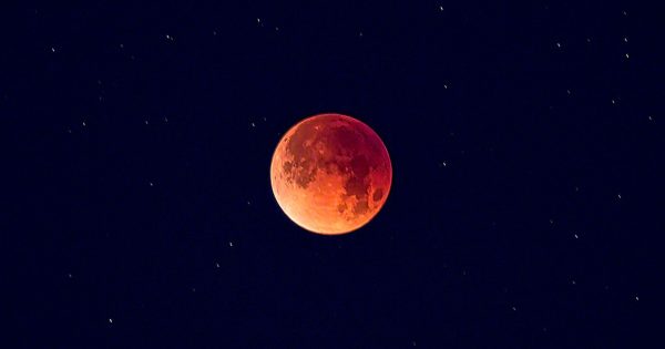 'Blood Micro Moon' Will Be Longest Lunar Eclipse of Century - Nature TTL