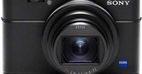 New Sony Compact Has 'World's Fastest' AF, 24-200mm Zoom Lens & 4K ...