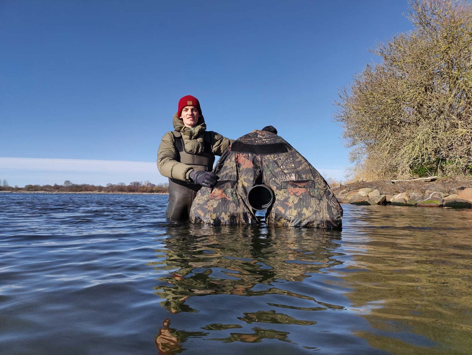 How to Use a Floating Blind for Nature Photography - Nature TTL