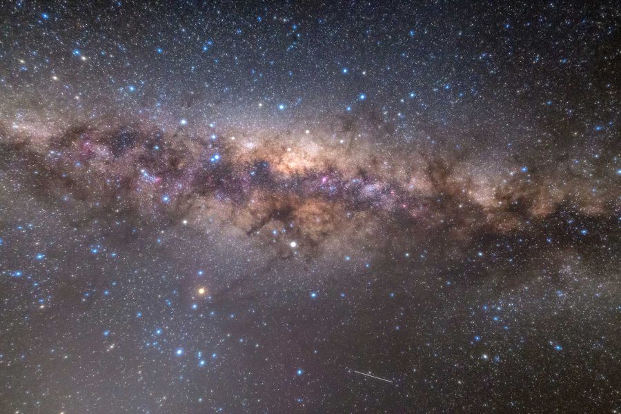 7 Best Mirrorless Cameras for Astrophotography - Nature TTL